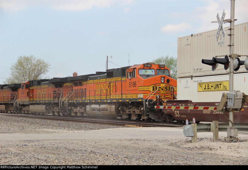 BNSF 5196